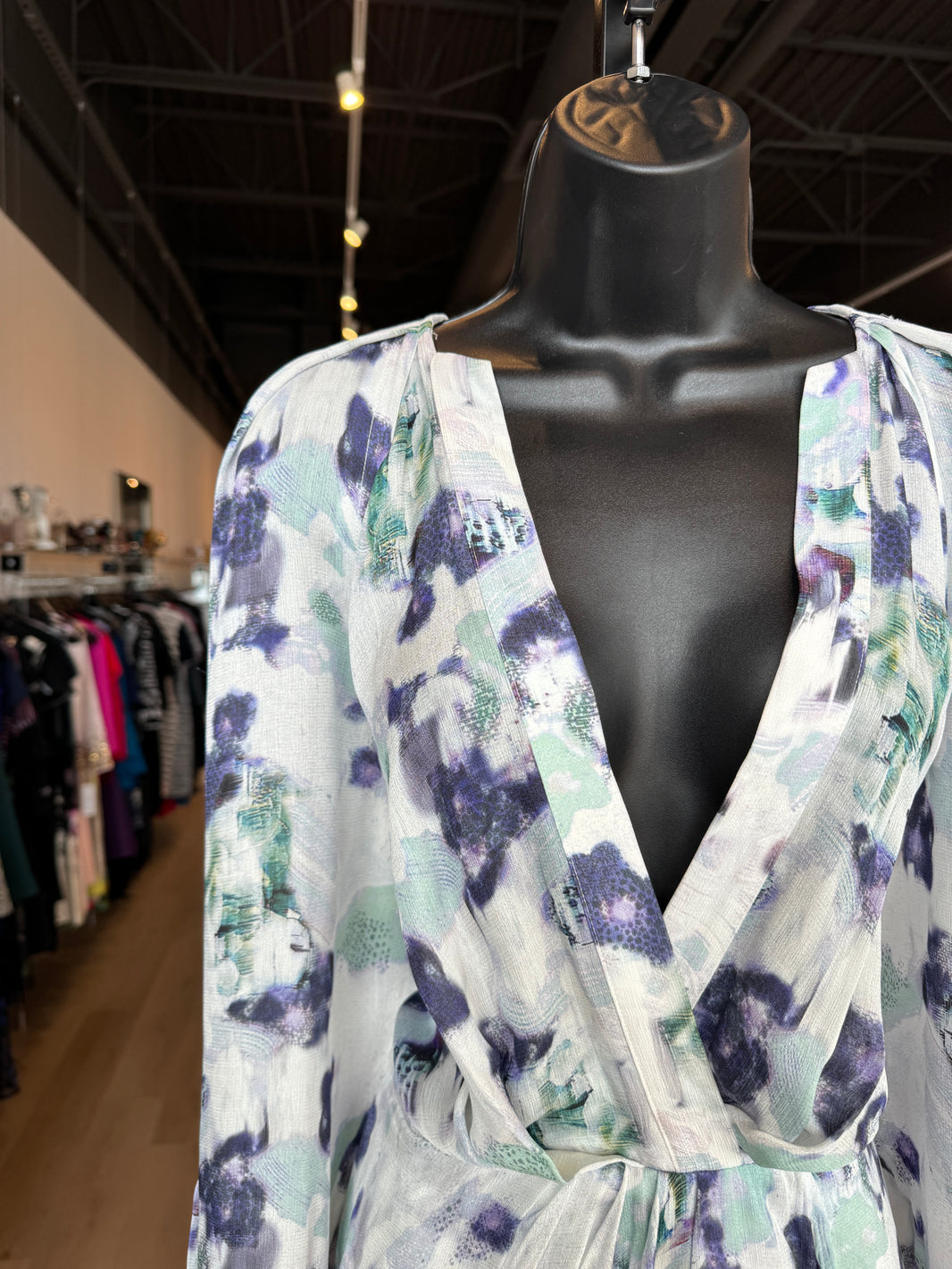 Designer Fashion & Luxury Consignment - Kit's Boutique